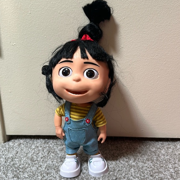 Universal | Toys | Despicable Me Agnes 2 Talking Interactive Head ...